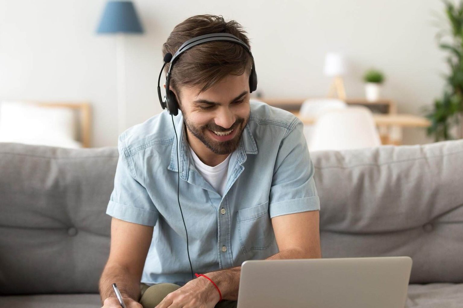 Remote Call Center Software for Remote Agents | Bright Pattern