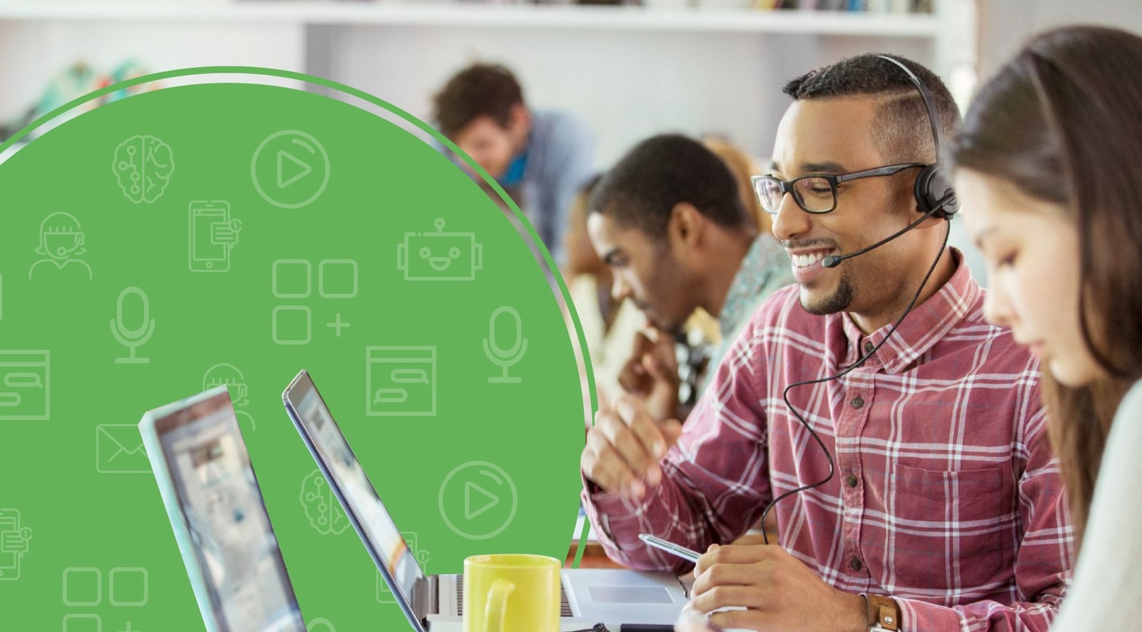 Top 5 Customer Experience Solutions Tools for Contact Centers