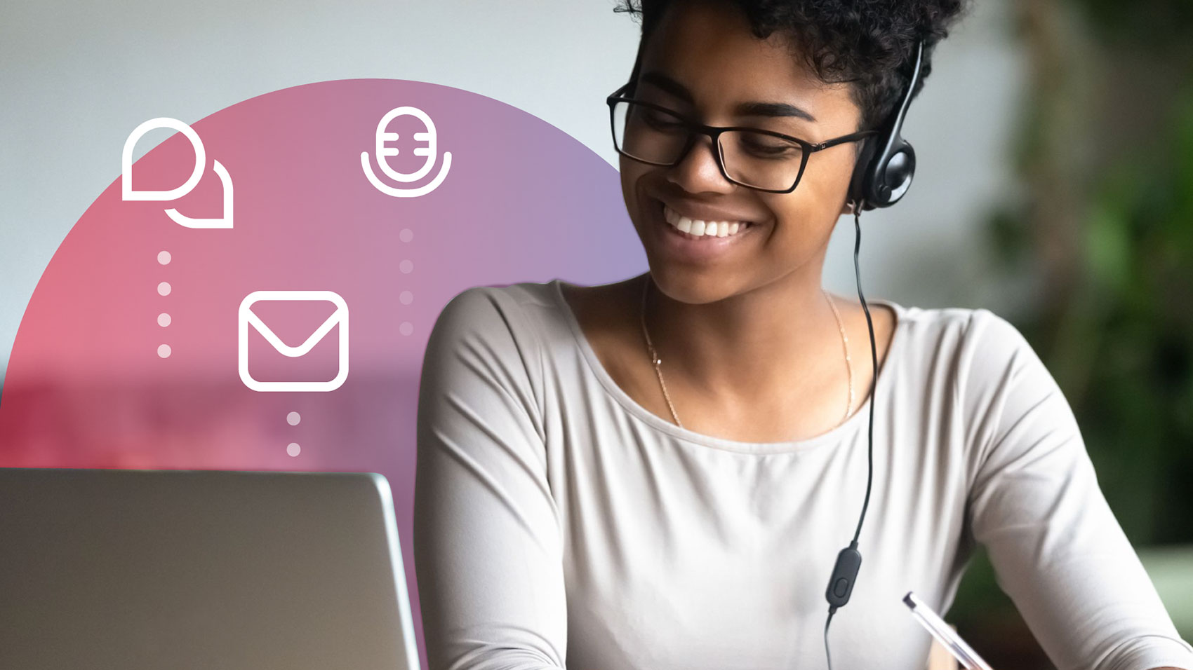 Top 8 Essential Call Center Features You Need | Bright Pattern