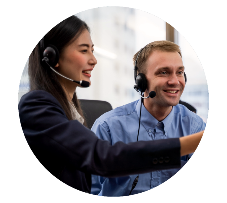 What does a contact center manager do?